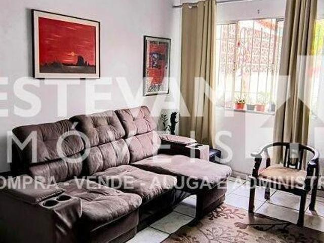SOBRADO A VENDA NA MELHOR REGIÃO DO CAMPO LIMPO, PERTINHOS DE TODOSO OS COMÉRCIOS