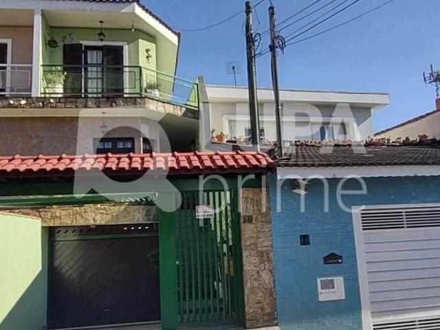 Sobrado à venda na Parada Inglesa!
