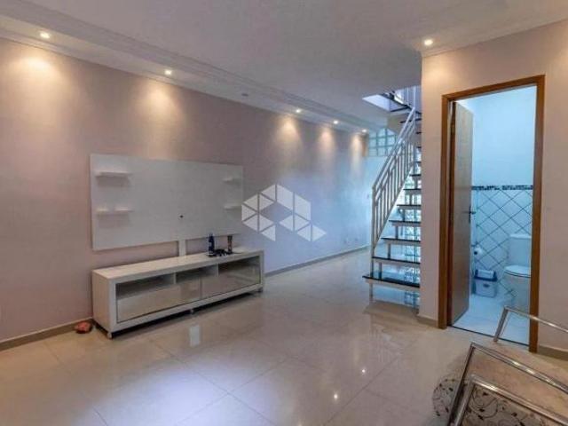 Sobrado à venda na Parada Inglesa com 92m², 3 dormitórios e 2 vagas