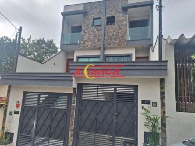 Sobrado à Venda na Penha Espaço, Conforto e Localização Privilegiada!