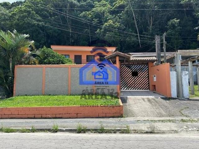 Sobrado à Venda na Prainha 2 dormitórios, sendo uma suíte grande, sala, cozinha, sacada grande e g