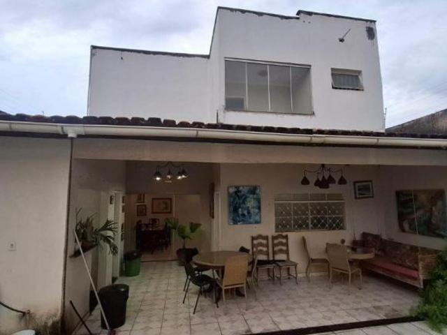 SOBRADO À VENDA NA QNG 46 VISTA LIVRE!