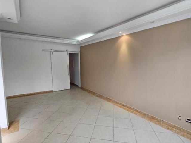 Sobrado à venda na Vila Valparaíso em Santo André, com 172,41m² de área construída