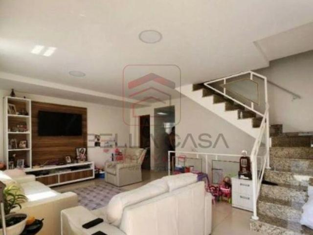Sobrado a venda na Vila Zelina com 3 quartos e quintal