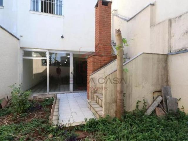 Sobrado a venda na vila zelina com 3 quartos, quintal e churrasqueira