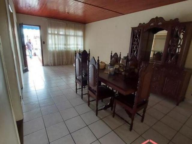 Sobrado a venda na Vila Zelina com 4 moradias ideal para investidor com terreno ao lado total 16 x 3