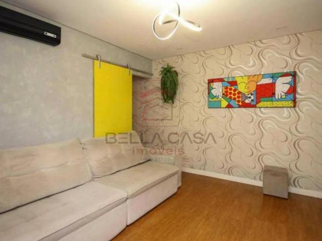 Sobrado à venda na Vila Alpina 200m2 3 dormitórios 1 suíte 2 vagas