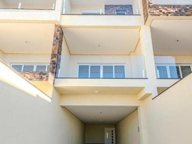 Sobrado A Venda Na Vila Ayrosa Com 3 Quartos