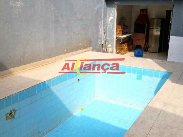 Sobrado à venda na Vila Barros