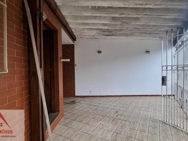 Sobrado à venda na Vila Brásilio Machado, 127m².