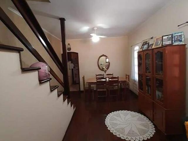 Sobrado à venda na Vila Camargo/ Cavinato