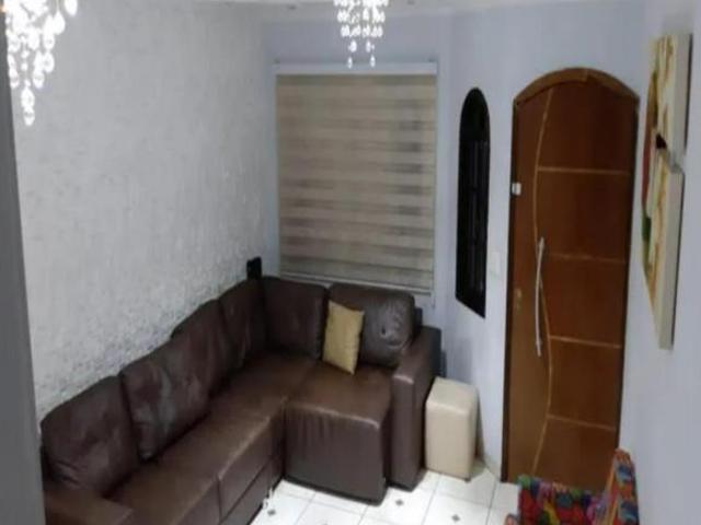 Sobrado à venda na Vila Curuçá com 100m² 3 dormitórios 1 suíte 3 banheiros 2 vagas