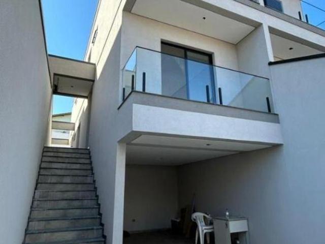 Sobrado com 3 dormitórios à venda, 160 m² por R$ 1.049.000,00 Vila Galvão Guarulhos/SP