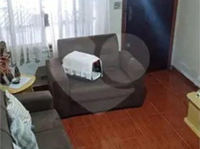 Sobrado à venda na Vila Guilherme com 2 dormitórios, cozinha planejada e vaga de garagem