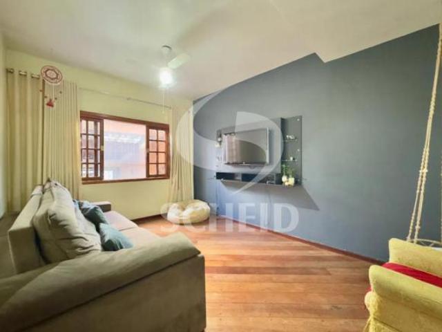 Sobrado a venda na Vila Marari, 157m², 3 suítes, 2 vagas