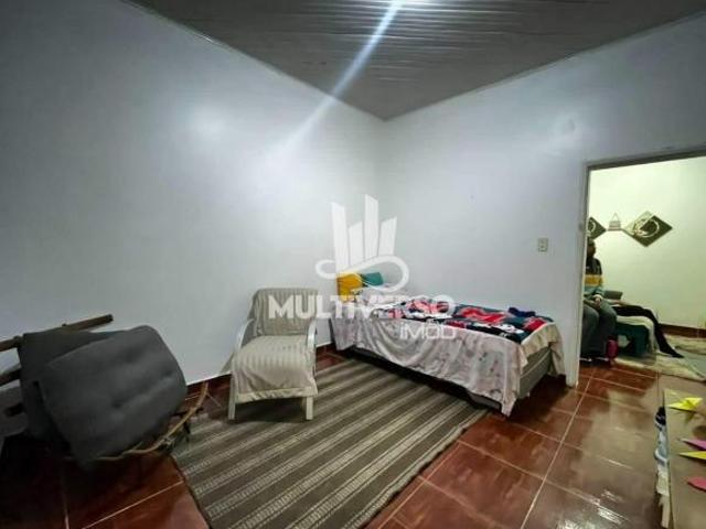 Sobrado à venda na Vila Mathias – 2 dormitórios
