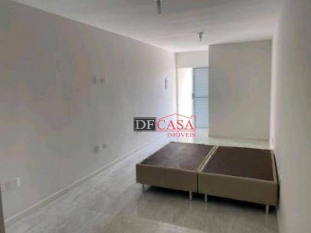 Sobrado a venda na Vila Matilde com 3 dormitórios sendo 1 suíte com vaga de garagem