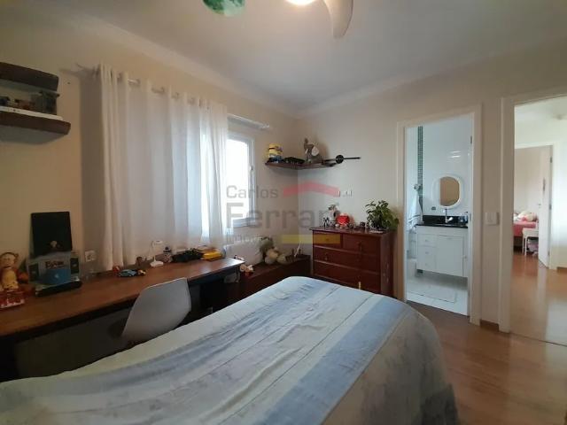 Sobrado á venda na Vila Mazzei 3 suítes 3 vagas Semi novo