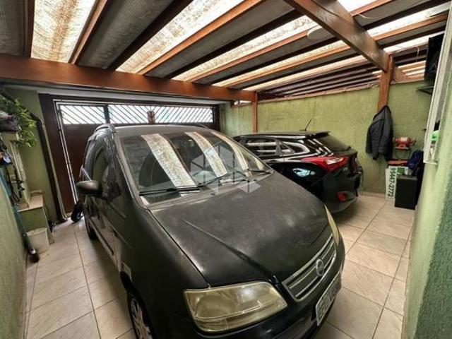 Sobrado à venda na Vila Nova Carolina, completamente mobiliado e com fino acabamento