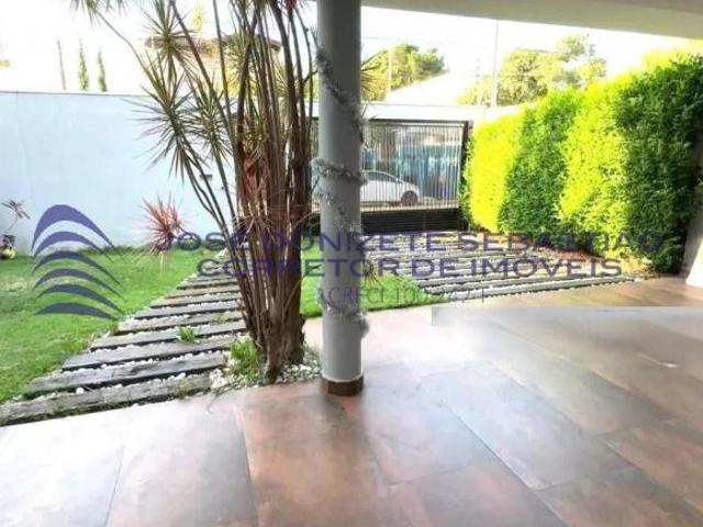 Sobrado à venda na Vila Romanópolis em Ferraz de Vasconcelos SP, com aproximadamente 250m²