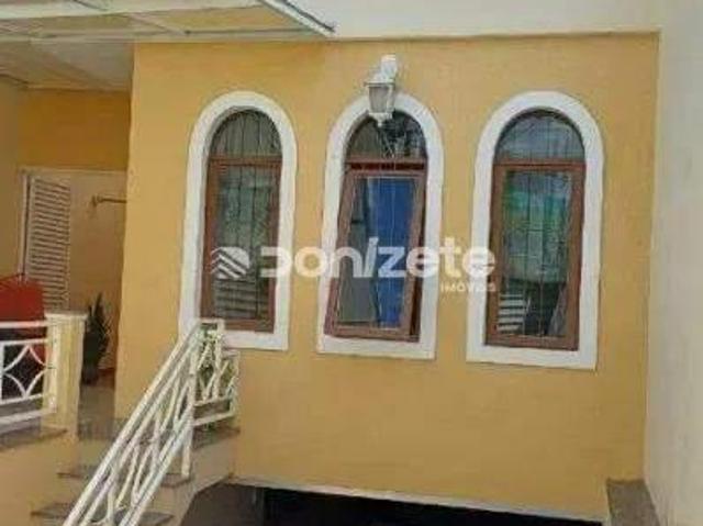 Sobrado à venda na Vila Scarpelli, Santo André | 4 dorms 1 suíte e 4 vagas