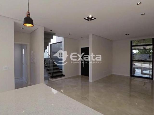 Sobrado a venda na zona industrial com 3 quartos todos suites no Condominio Campos do Conde em Soroc