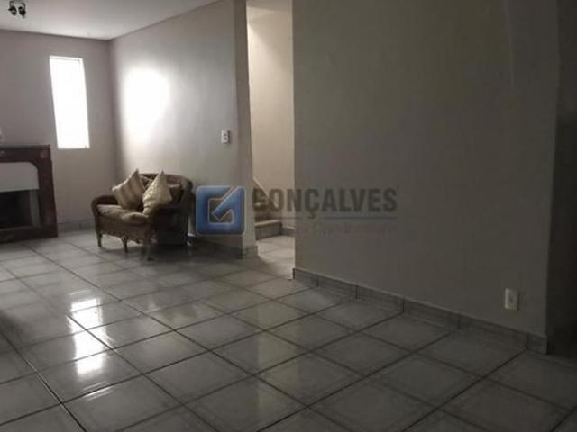 Sobrado á venda, Santa Terezinha em São Bernardo do Campo com 210m² e 3 Dormitórios