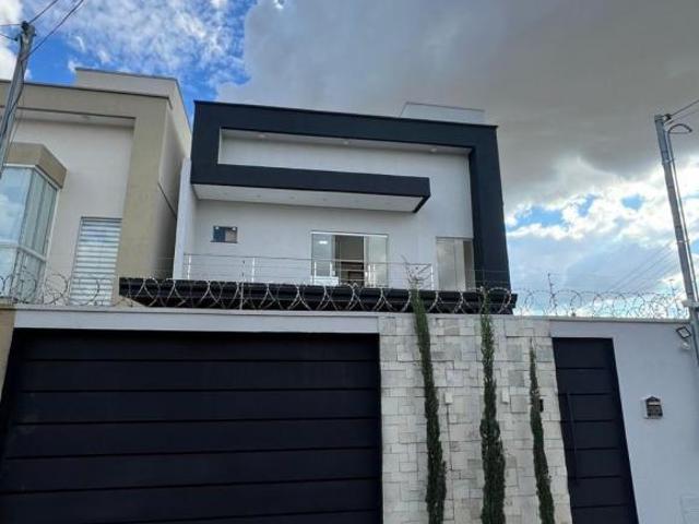 Sobrado à Venda Setor Jardim Europa | Goiânia GO