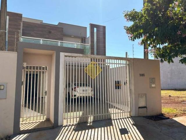 Sobrado à venda, semimobiliado1 suíte e 2 Quartos, 2 vagas paralela, bairro Tocantins próximo a Aven