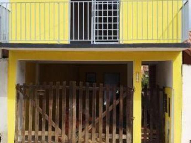 Sobrado à venda, por R$ 200.000 Central Parque 4 L Itapetininga/SP