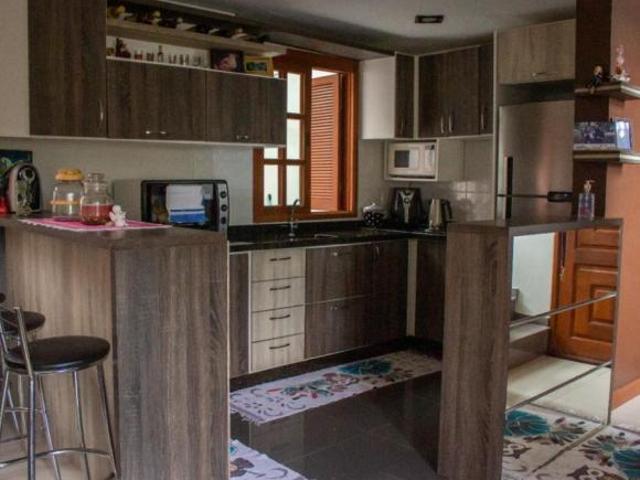 Sobrado a venda por R$ 498.000,00 3 três dormitórios sendo 1 uma