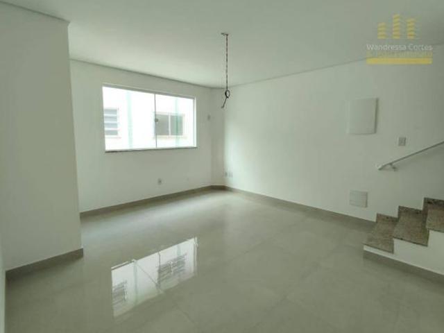 Sobrado à venda por R$ 830.000,00 Campo Grande Santos/SP