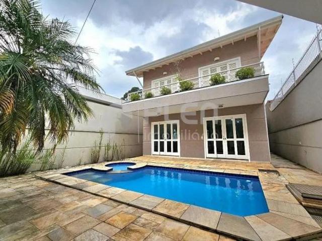Sobrado à venda Palmas da Cantareira, com 418 m², 4 suítes e 4 salas