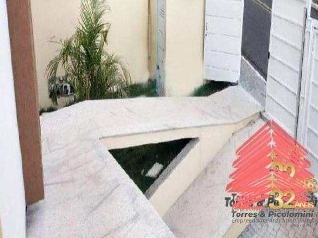 Sobrado a venda, R$ 450.000,00, Próximo do Metrô V.Prudente, 2 suítes, 1 ou 2 vagas coberta, Pisci