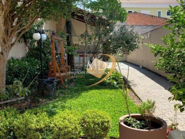 Sobrado a Venda, total 315 m² 4 quartos, 1 suíte, 3 vagas, São Caetano do Sul