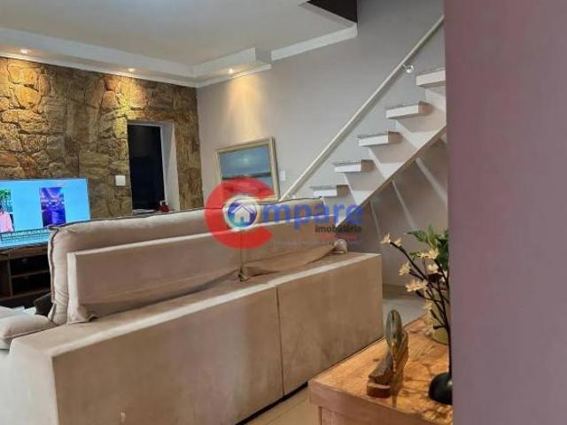 Sobrado à venda* TOTALMENTE MOBILIADO*, Jardim Vila Galvão, Guarulhos Excelente localização