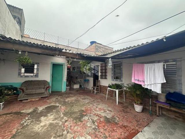 Sobrado á venda terreno com 250m2 excelente para ivestimento