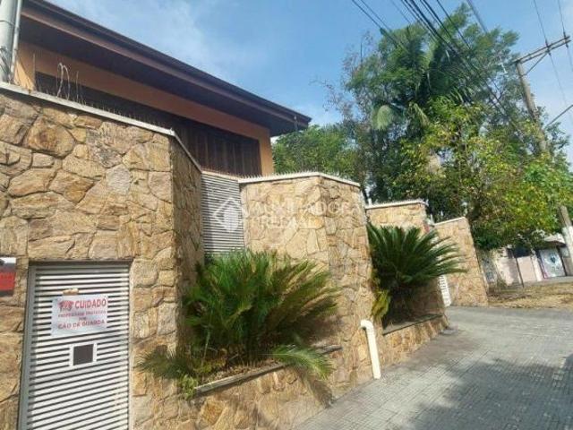 SOBRADO À VENDA VILA BOCAINA, MAUÁ SP Rua Almirante Barroso Localização privilegiada, próx