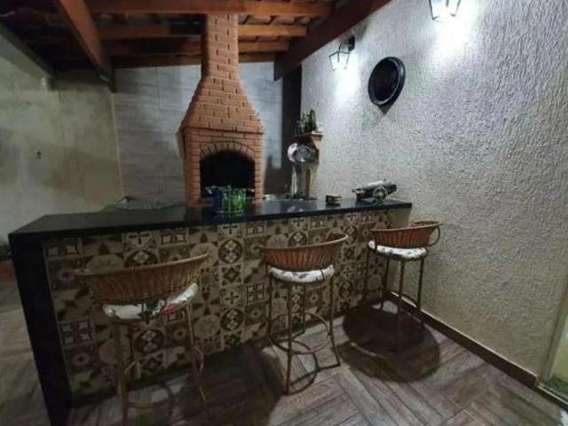 Sobrado à venda Vila Sônia, com 3 quartos, com 250 m²