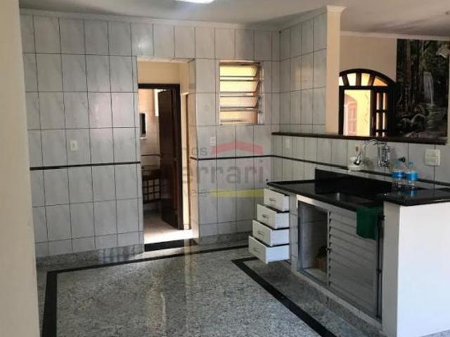 Sobrado AC= 121m² em vila na região Bela Vista