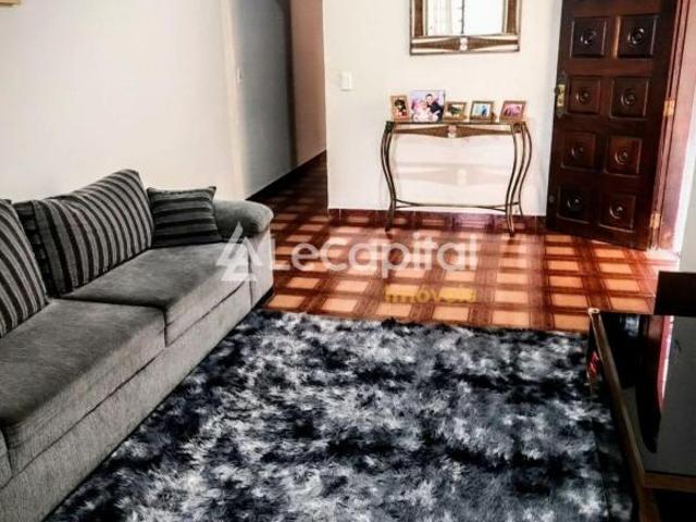 Sobrado Aconchegante e Charmoso no Jardim Sônia Maria: 3 quartos 1 suíte espaçosa