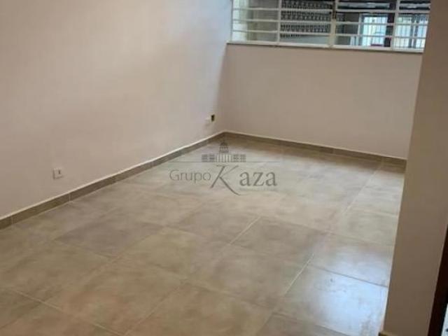 Sobrado Alto da Boa Vista 3 Dormitórios 151 m²