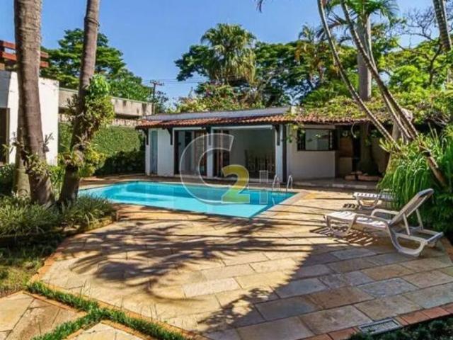 SOBRADO ALTO DE PINHEIROS 4 DORMITÓRIOS 2 SUITES 4 VAGAS