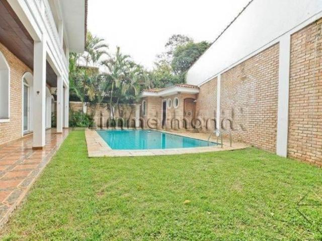 SOBRADO ALTO DE PINHEIROS 4 DORMITÓRIOS 6 VAGAS