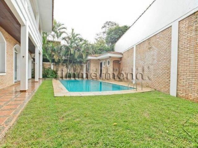 SOBRADO ALTO DE PINHEIROS 4 DORMITÓRIOS 6 VAGAS