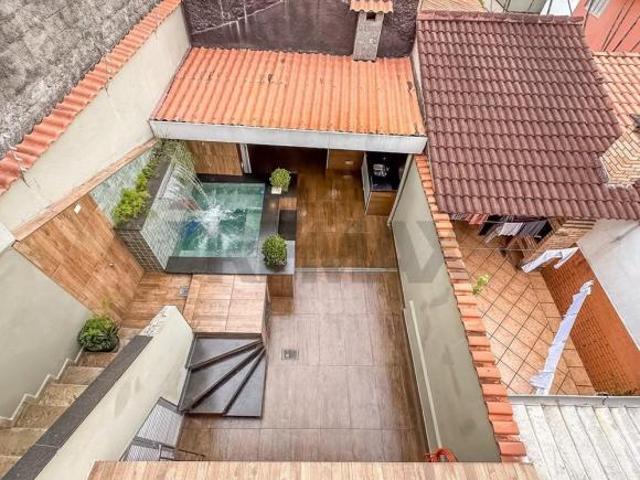 Sobrado alto padrão na Vila Mazzei