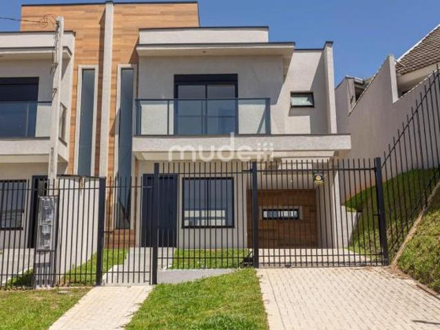 Sobrado Alto Padrão no Atuba