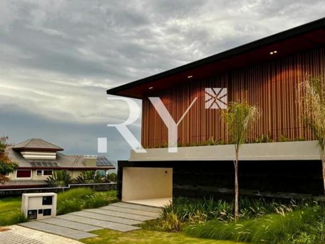 Sobrado Alto Padrão no Cond. Reserva do Paratehy Norte 4 Suítes, Piscina, Elevador, 600m²