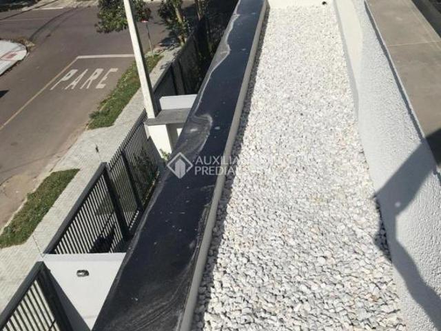 Sobrado Alto Padrão no Guabirotuba com Terraço Gourmet e Infra para Jacuzzi