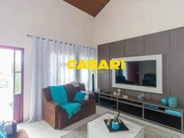 Sobrado alto padrão com 4 dormitórios, jacuzzi e área gourmet no Parque Espacial – SBC